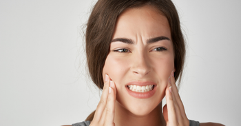 Dealing with Invisalign Jaw Pain: Causes and Solutions